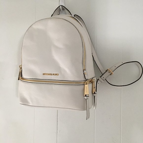 MICHAEL Michael Kors | Bags | Michael Michael Kors Rhea Zip Small ...